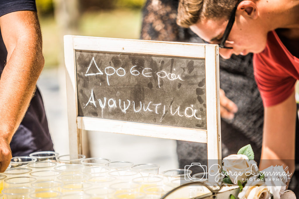 Φωτογραφηση και Βιντεοσκοπηση Βαπτισης στο Βολο